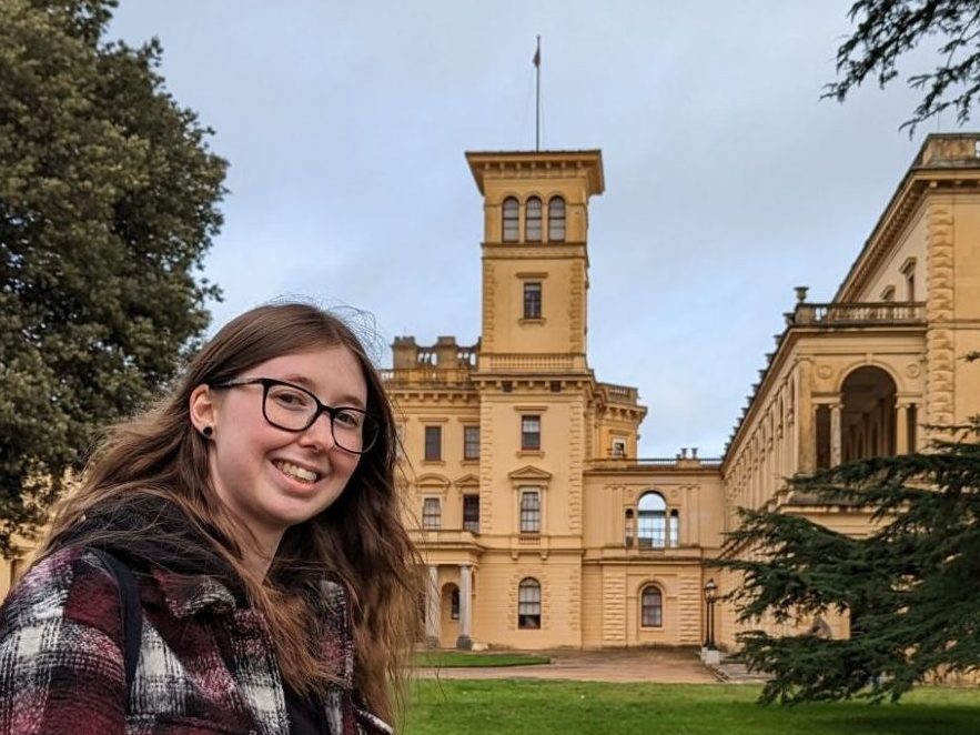 About me – Queen.Victoria.Roses