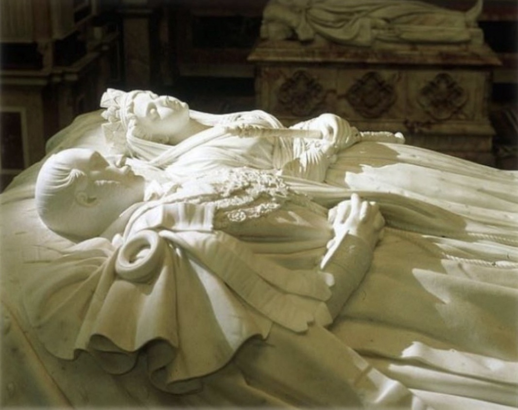 A Royal Reunion: Queen Victoria is buried beside her beloved Albert ...